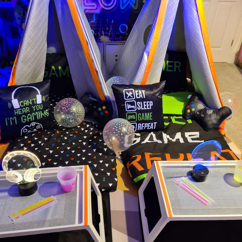 Gaming Theme - The Sleepover Party
